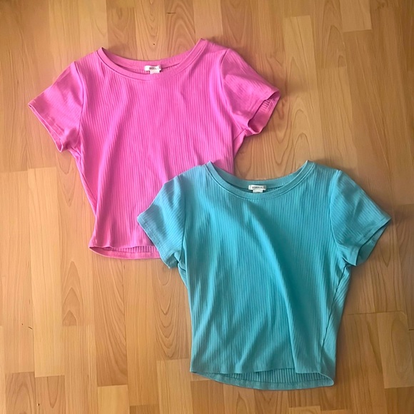 Bozzolo | Tops | Bozzolo Large Cropped Fitter Ribbed Tees You Get Both ...